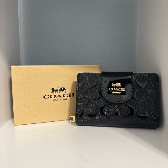 Coach | Accessories | Coach Black Signature Key Card Holder | Poshmark